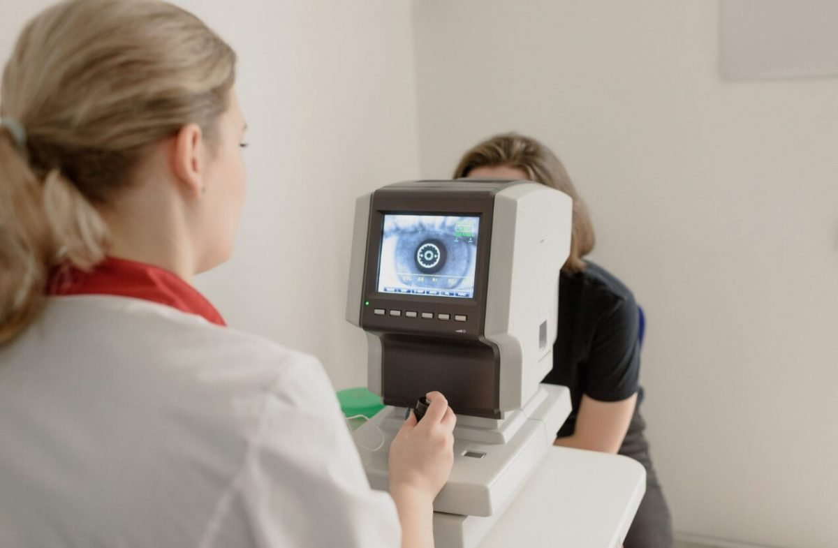 Causes and Treatment Option for Dry Eye Syndrome Explained by ...