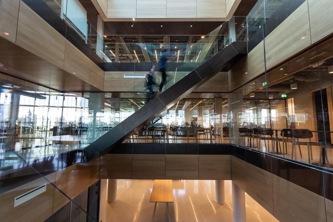 Must-Have Office Building Amenities - Piethis