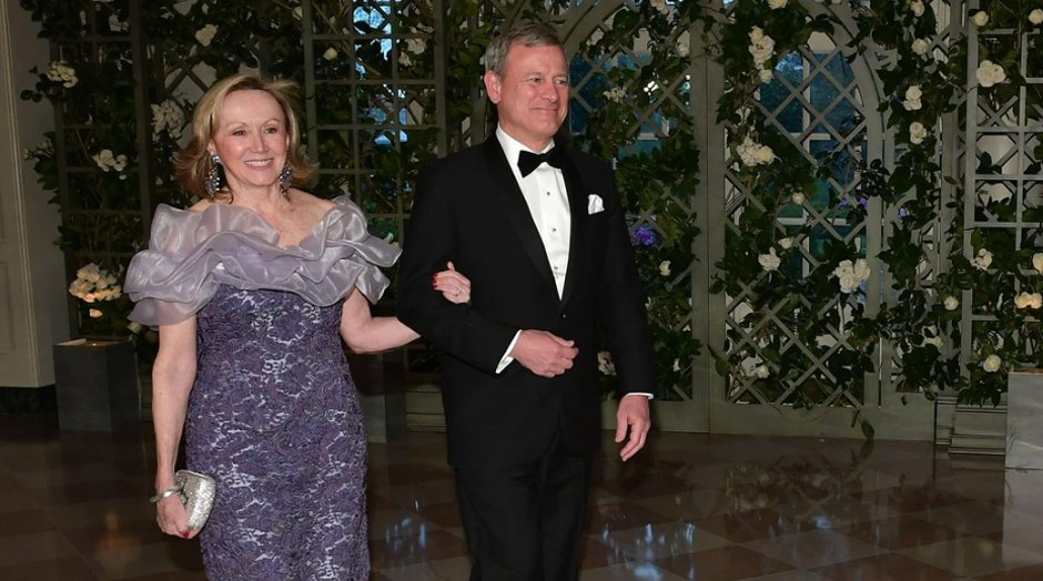 Jane Sullivan Roberts Marriage, Family, & More - Piethis